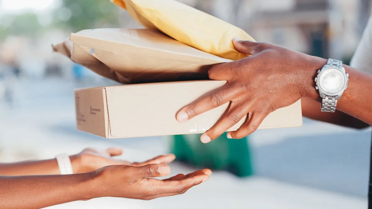 Undamaged parcels: FedEx tests the durability of packaging - Locate2u