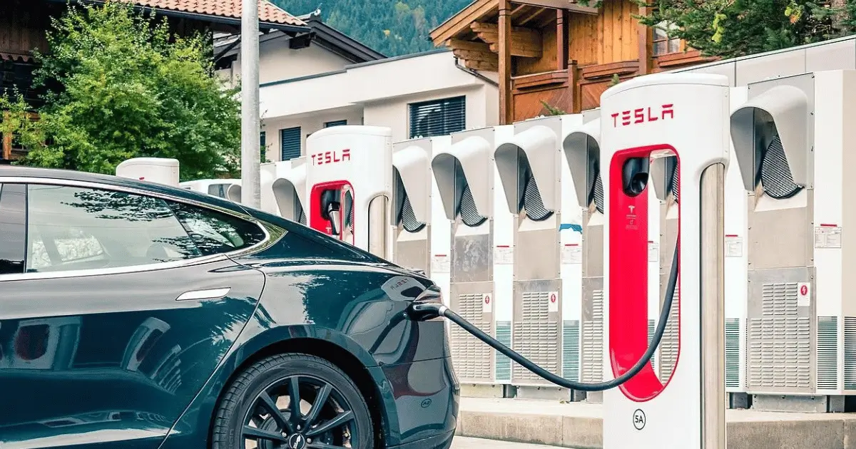 Tesla layoff u-turn: Musk considers rehiring supercharger team - Locate2u